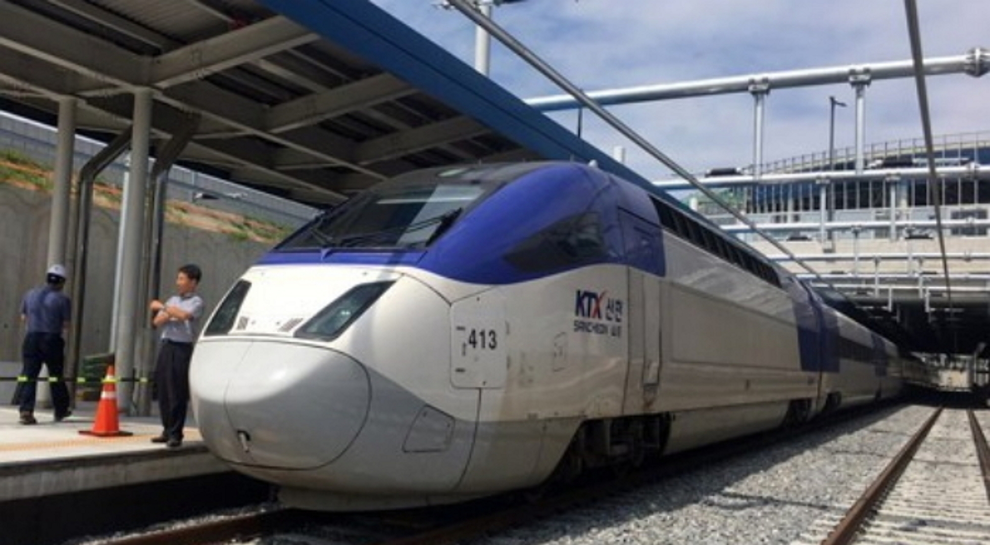 의왕역서 10대 여성 투신 사망…무정차 KTX에 치여 - 인사이트