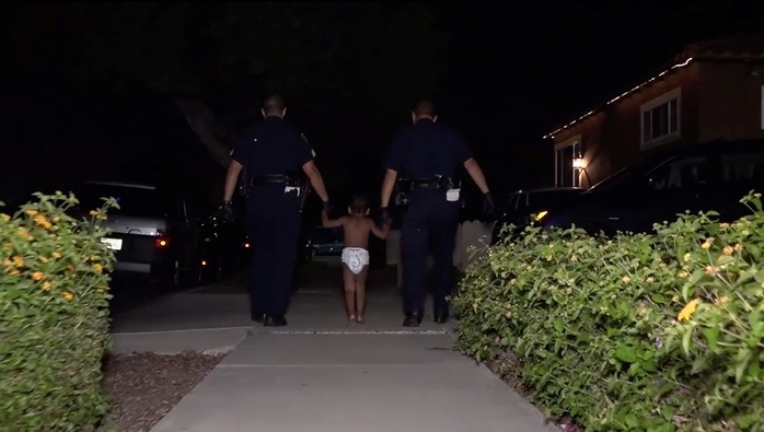 Diaper-Clad Toddler Spotted by Cops In the Front of a Liquor Store in ...