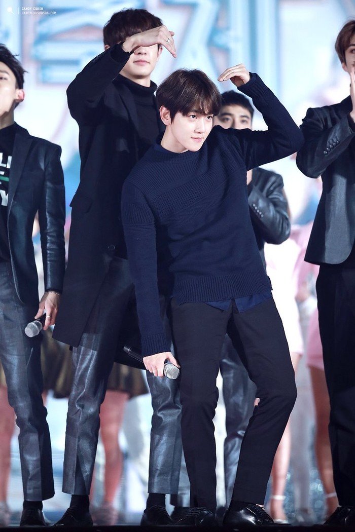 Fans Are currently Raving About EXO Member Chanyeol‘s Model Like Physique