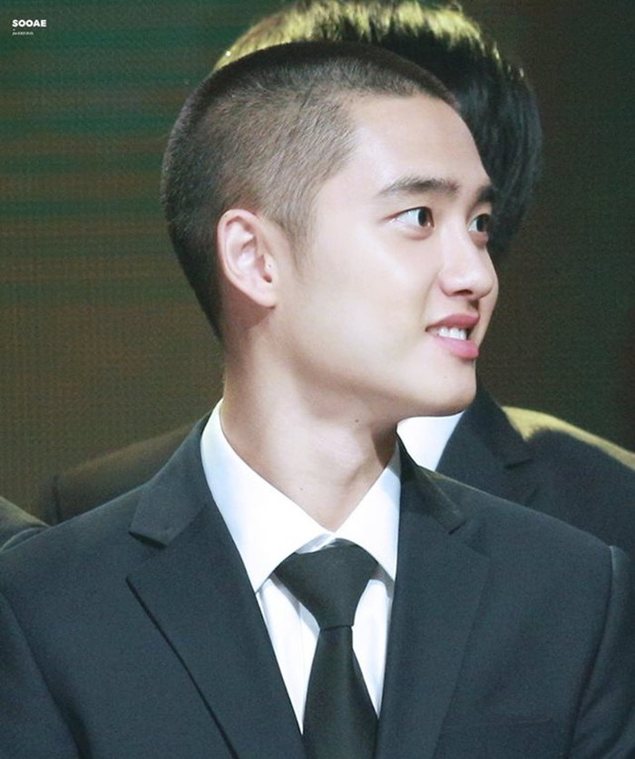 EXO‘s D.O Rocks His New Half Buzz Haircut at 2017 Korea Popular Culture ...
