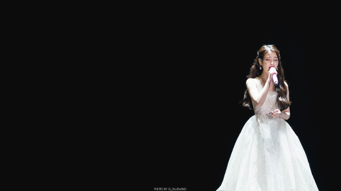 Netizens Are Raving Over IU‘s Stunning Look Like A Princesses