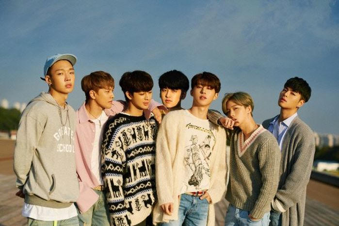 iKONIC‘s Gift, iKON Light Up NYC’s Times Square
