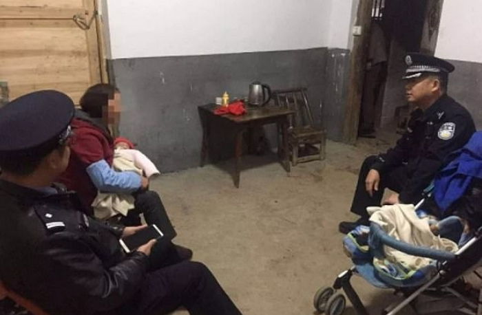 또 ‘딸’ 태어나자 실망해 생후 10일 된 ‘갓난아기’ 팔아버린 비정한 아빠 - 인사이트