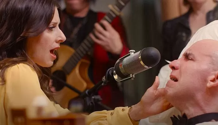 평생 좋아했던 가수가 눈앞에서 불러주는 노래 들으며 눈 감은 루게릭병 환자 - 인사이트