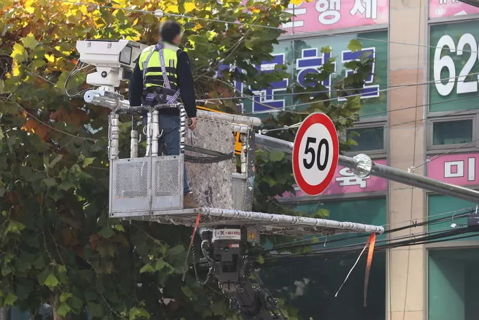 尹 정부, 약속대로 ‘제한속도 50km/h’ 구간 속도 올려...OOO곳 더 한다 - 인사이트