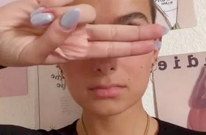 눈알 너무 커서 눈 크게 뜨면 다 도망가요...얼마나 크길래 봤더니 (영상) - 인사이트