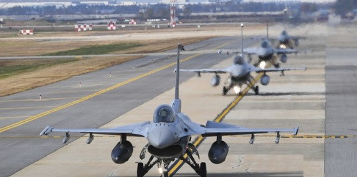 공군 KF-16 1대, 20km 상공에서 엔진 이상으로 ‘추락’ - 인사이트