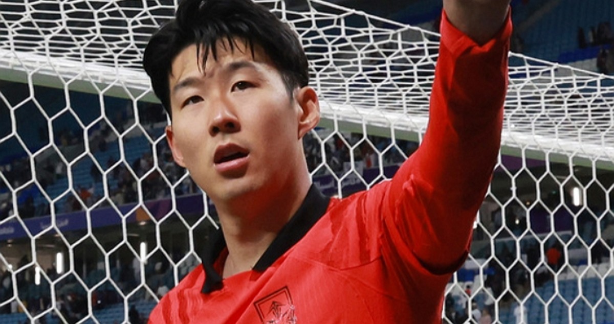 “뭔가 신들린 듯한 느낌을 준다”...외신도 극찬한 쏘니 플레이 - 인사이트